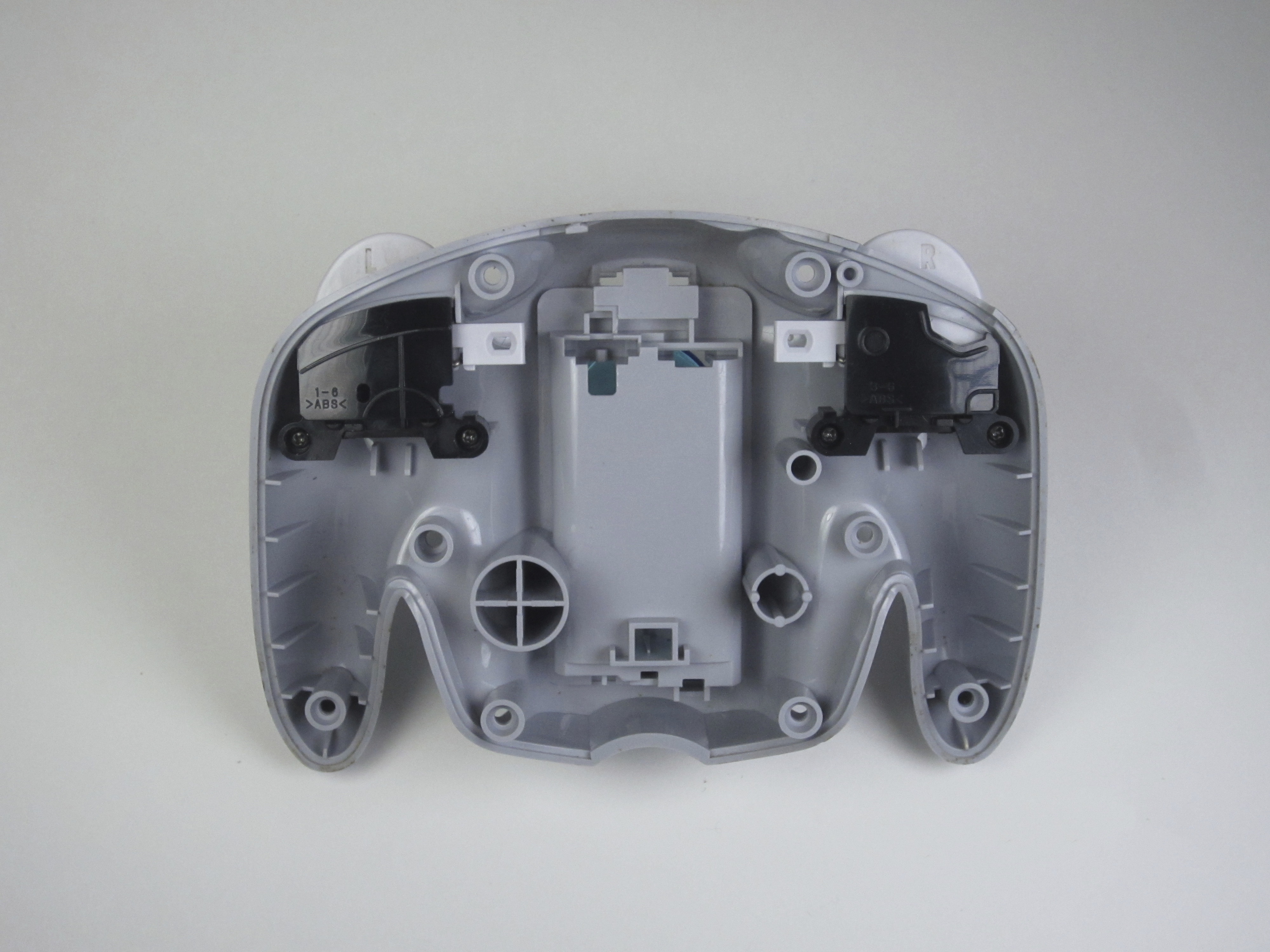 Nintendo WaveBird Wireless Controller Shoulder Buttons Replacement - iFixit