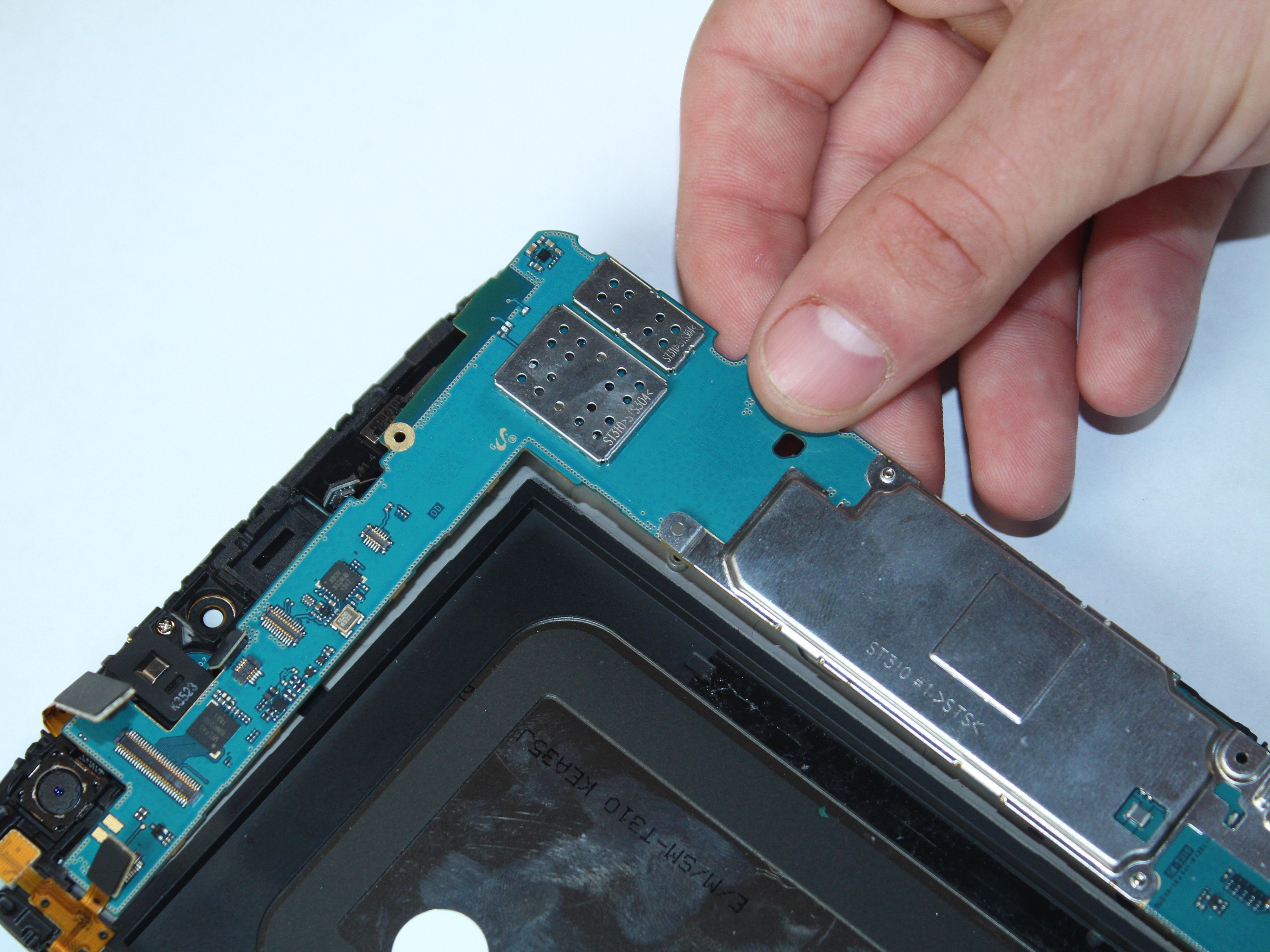 Samsung Galaxy Tab 3 8.0 Motherboard Replacement - iFixit Repair Guide