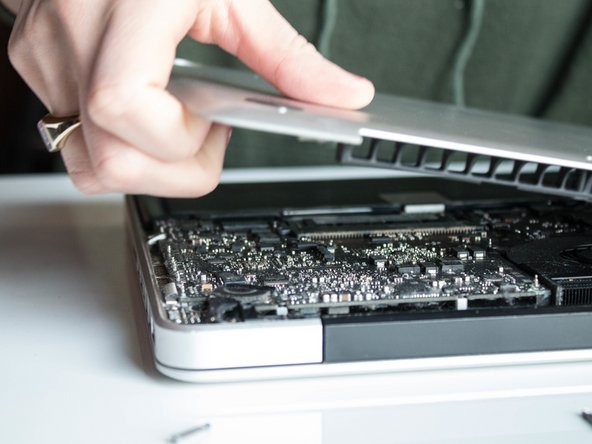 MacBook Pro Hard Drive Removal - iFixit Repair Guide