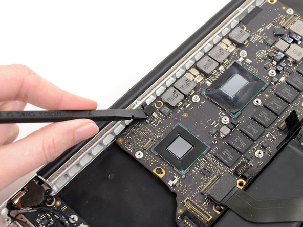 MacBook Pro 13" Retina Display Late 2012 Logic Board Replacement ...