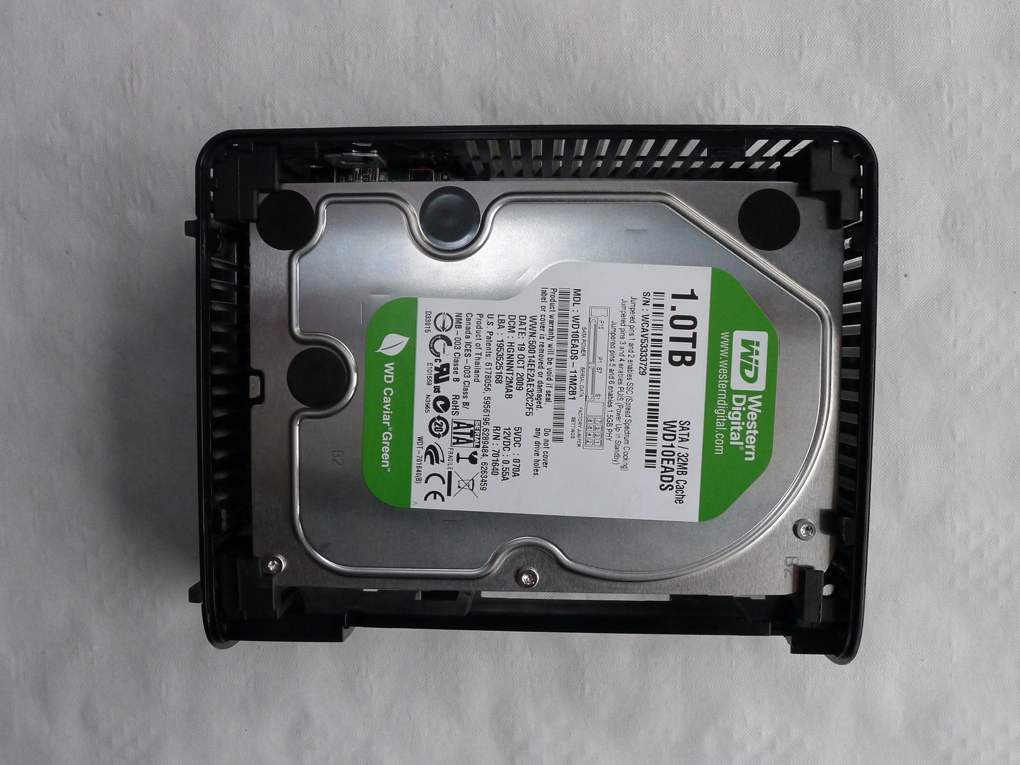 Disassembling Western Digital Essentials HD Hard Drive - iFixit Repair ...