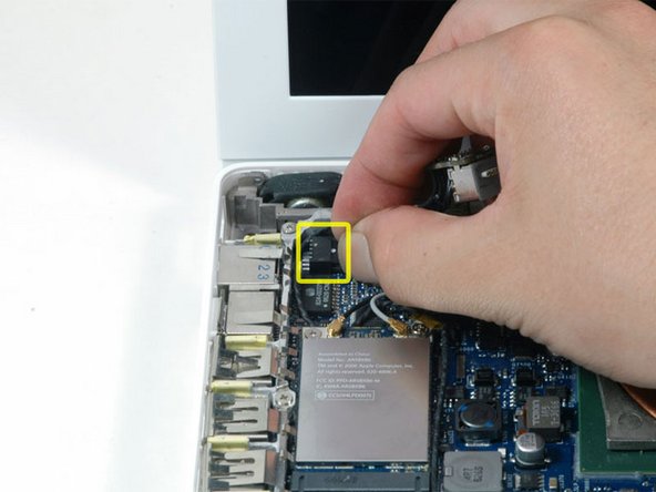 MacBook Core Duo MagSafe Board Replacement - iFixit