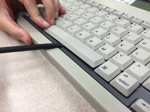 AlphaSmart Pro Individual Key Replacement - iFixit