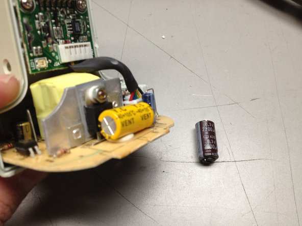 Microsoft XBOX 360 Quick Charge Kit Bad Capacitor Replacement - iFixit