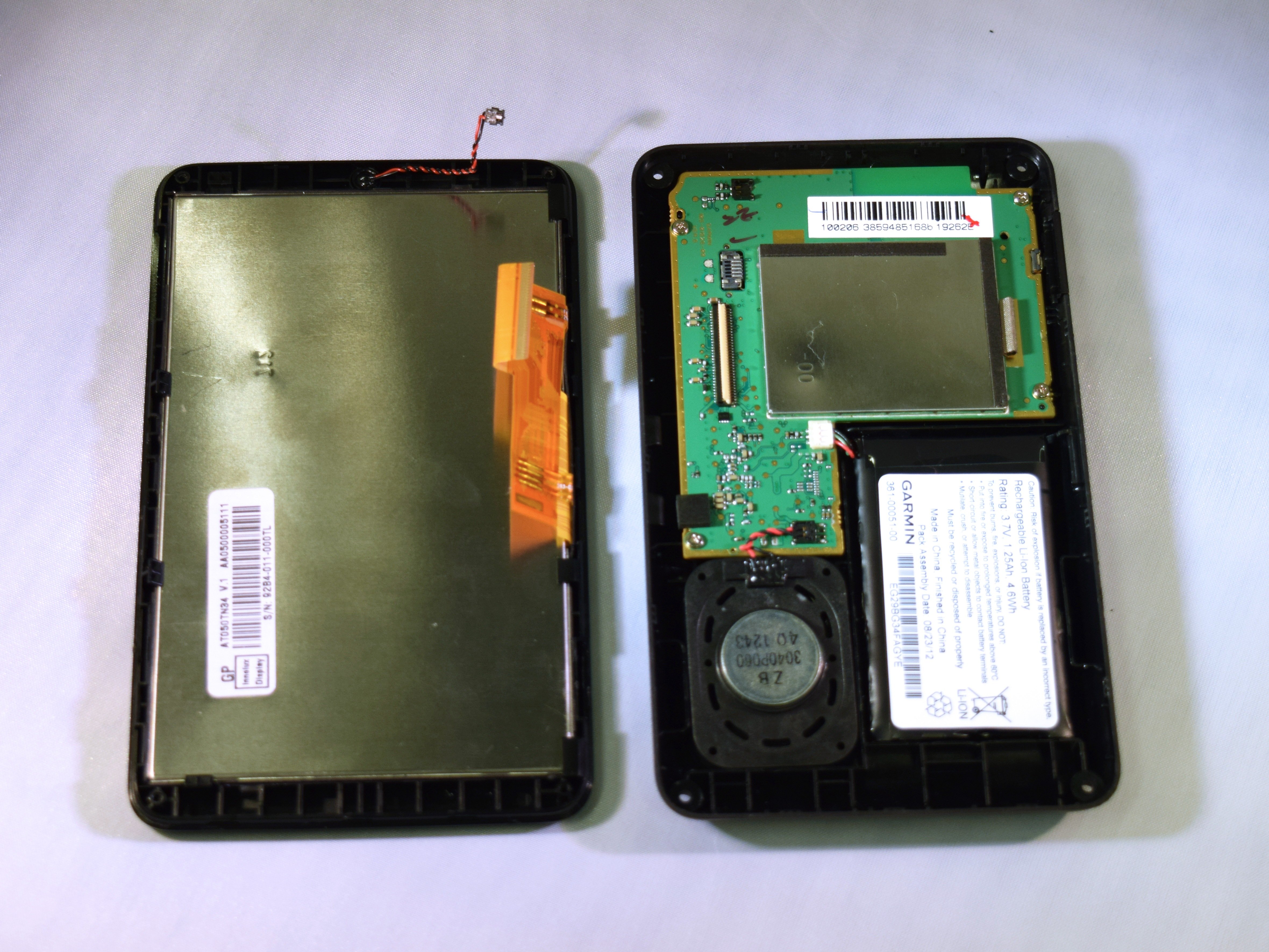 Garmin Nuvi 2595LMT Back Cover Replacement - iFixit Repair Guide