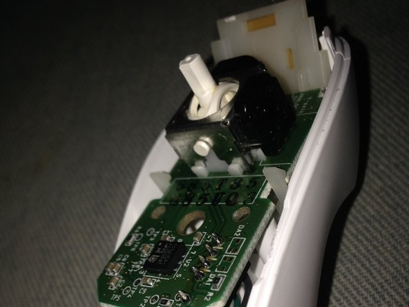 Nintendo Wii Remote & Wii Nunchuk Accessory Disassembly/Reassembly ...