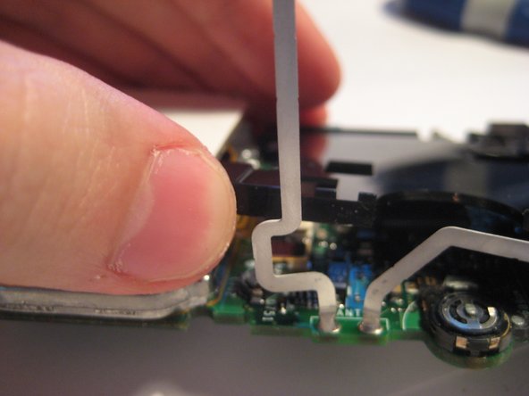 Removing Delphi Myfi XM2GO LCD Screen - iFixit