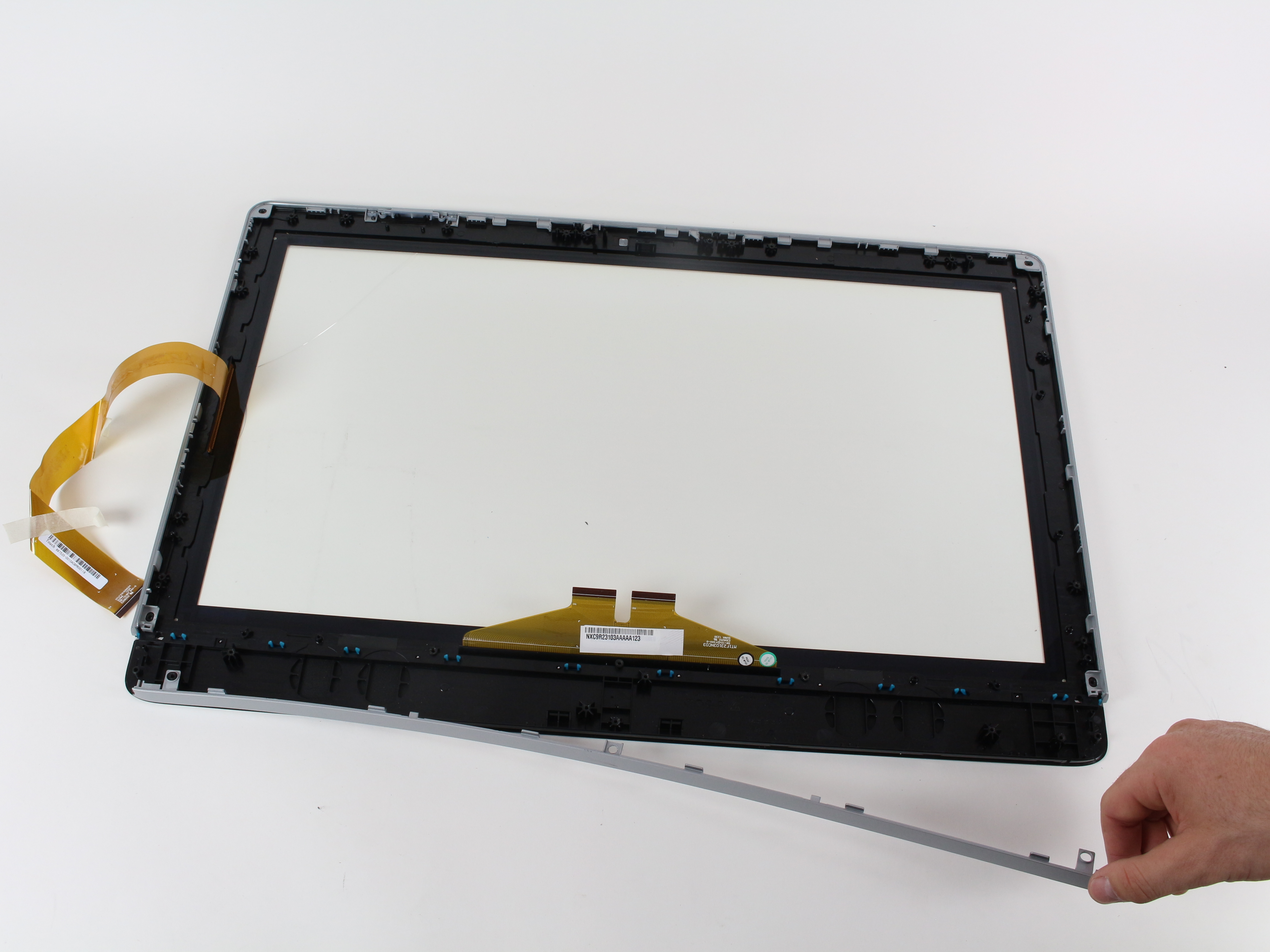 HP Envy 23-d060qd TouchSmart Display Assembly Replacement - iFixit
