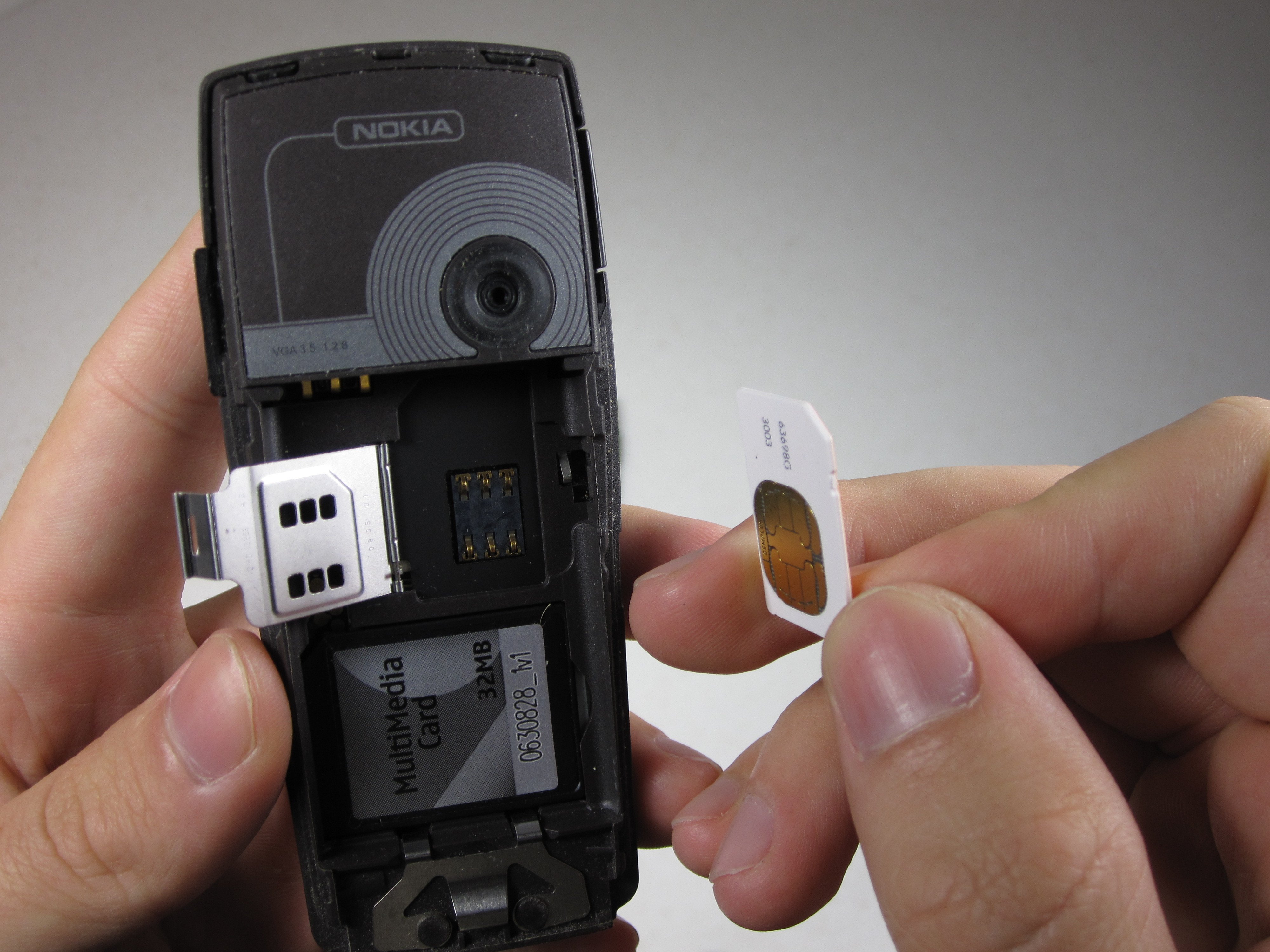 Nokia 6230b SIM Card Replacement - iFixit Repair Guide
