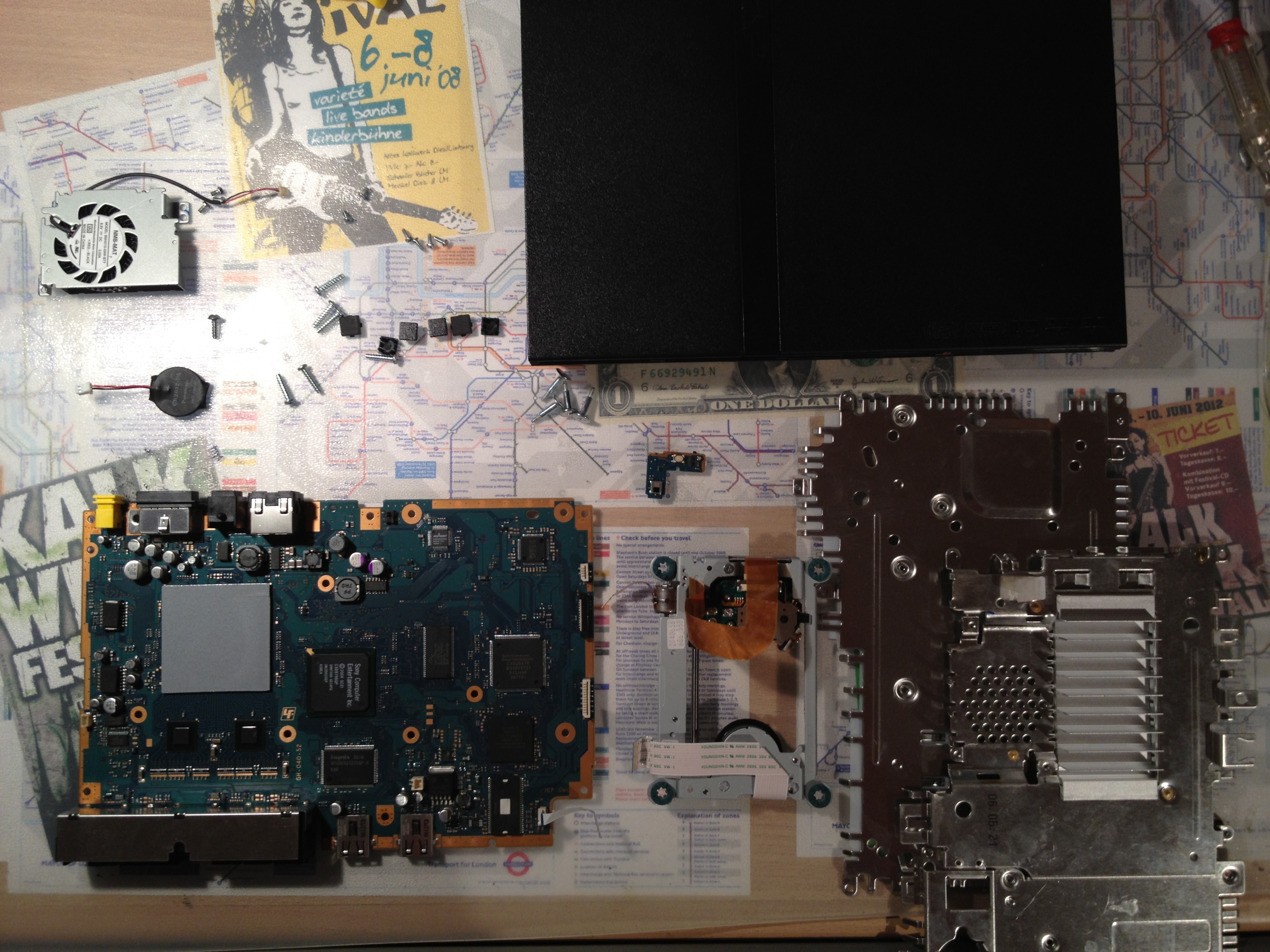 PlayStation 2 Slimline Teardown/Disassembly - iFixit