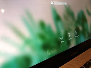 MacBook 12 2016 weird screen glitch/ color blown out - Retina MacBook ...