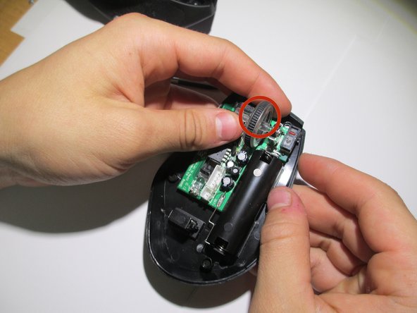How to Clean the Anker 2.4G Wireless Mouse Scroll Wheel - iFixit Repair ...