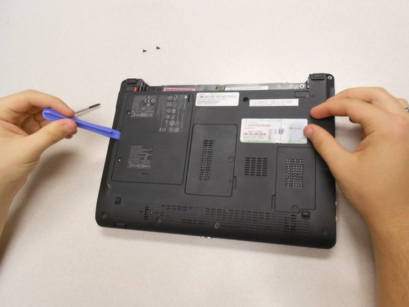 Gateway KAV60 LT2016U Hard Drive Replacement - iFixit